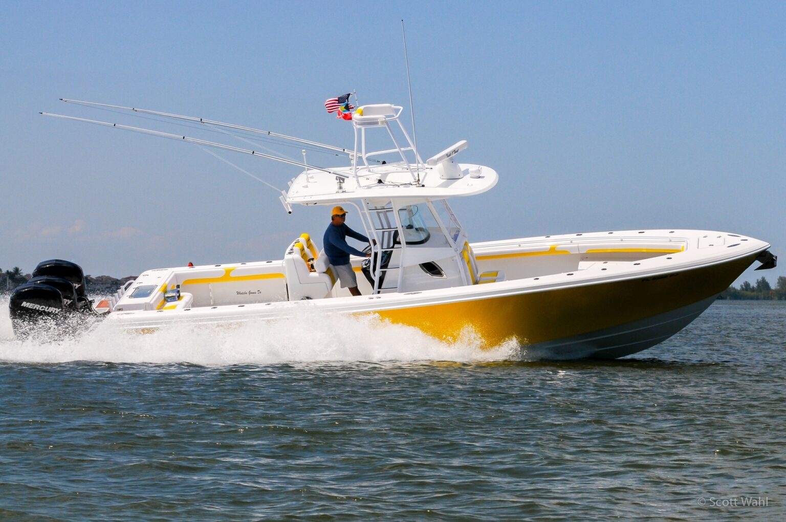 Bluewater 355e: Prices, Specs, Reviews and Sales Information - itBoat
