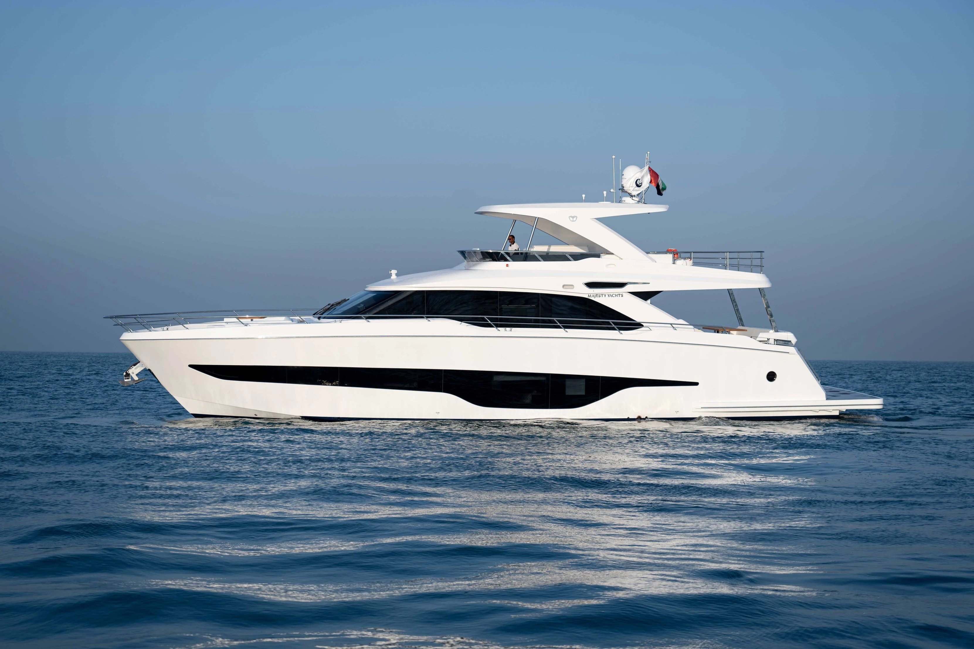 Majesty 72: Prices, Specs, Reviews and Sales Information - itBoat