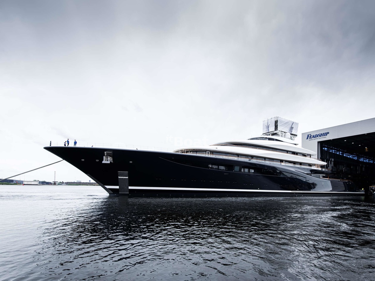 Feadship Breakthrough Superyacht: Features, Photos & Specifications ...