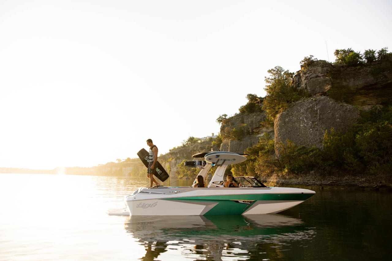 Tige 22RZX: Prices, Specs, Reviews and Sales Information - itBoat