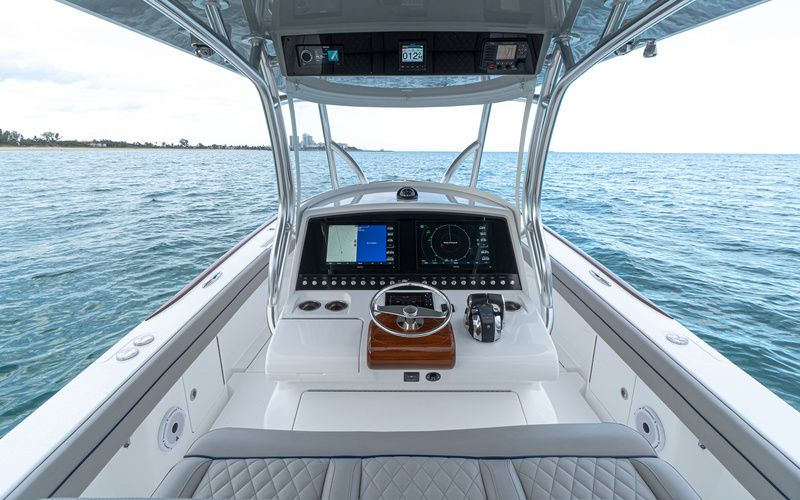 Everglades 455CC: Prices, Specs, Reviews and Sales Information - itBoat