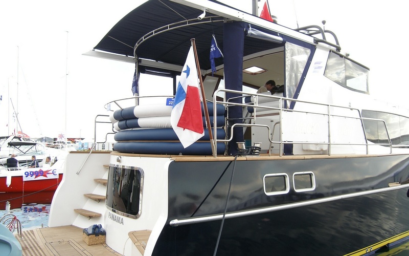Solaris Power 57 Lobster: Prices, Specs, Reviews and Sales Information ...