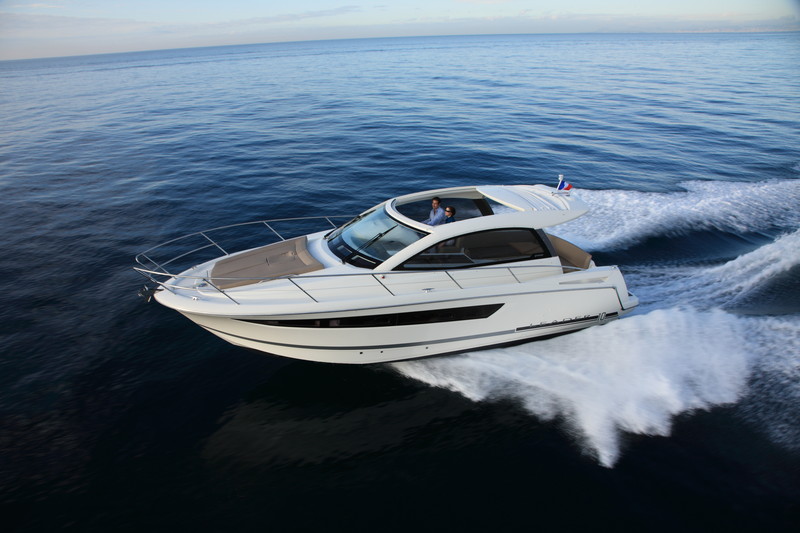 Jeanneau Leader 10: Prices, Specs, Reviews and Sales Information - itBoat