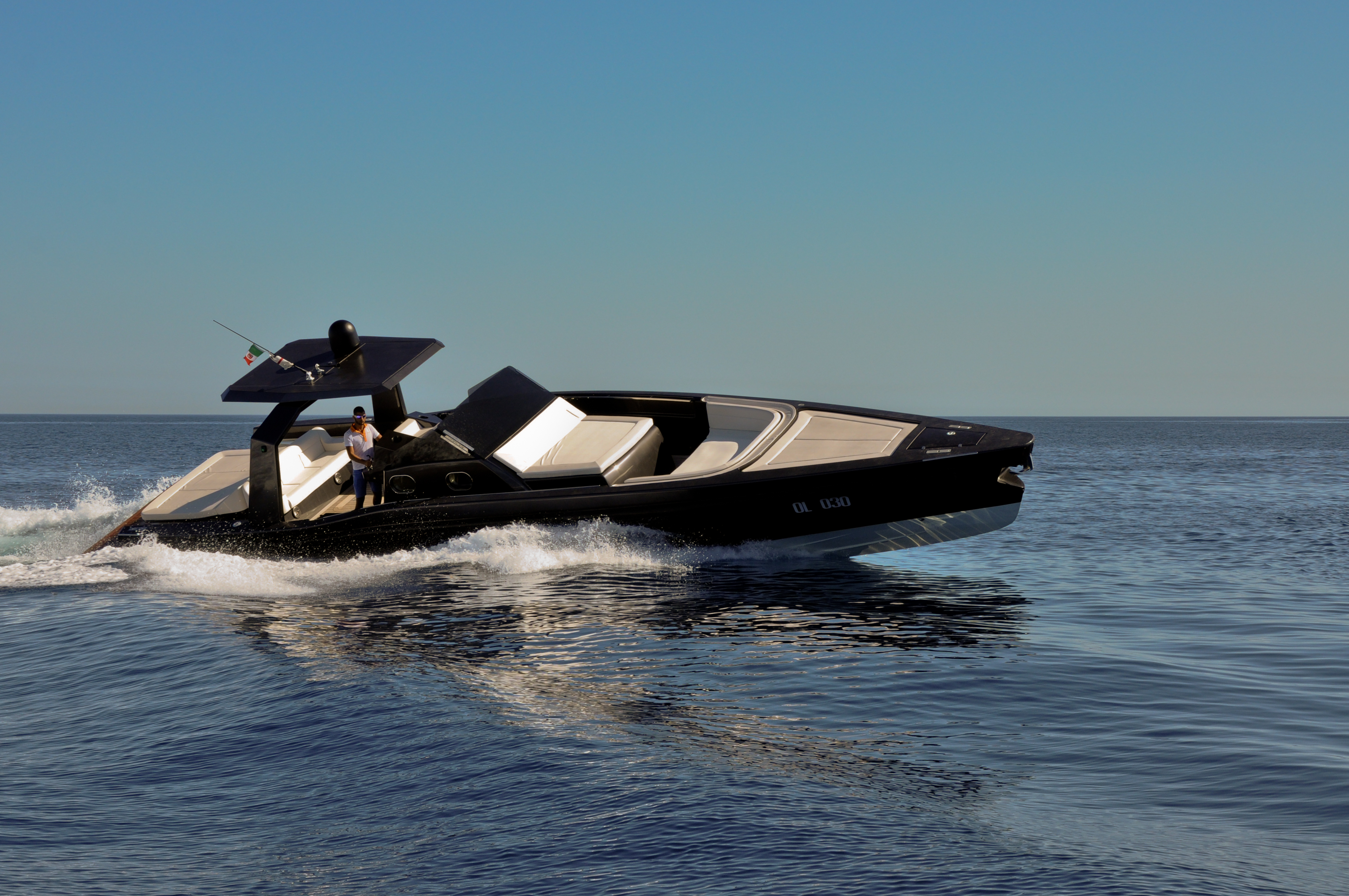 Maori Yacht M 50 T-TOP: Prices, Specs, Reviews and Sales Information ...