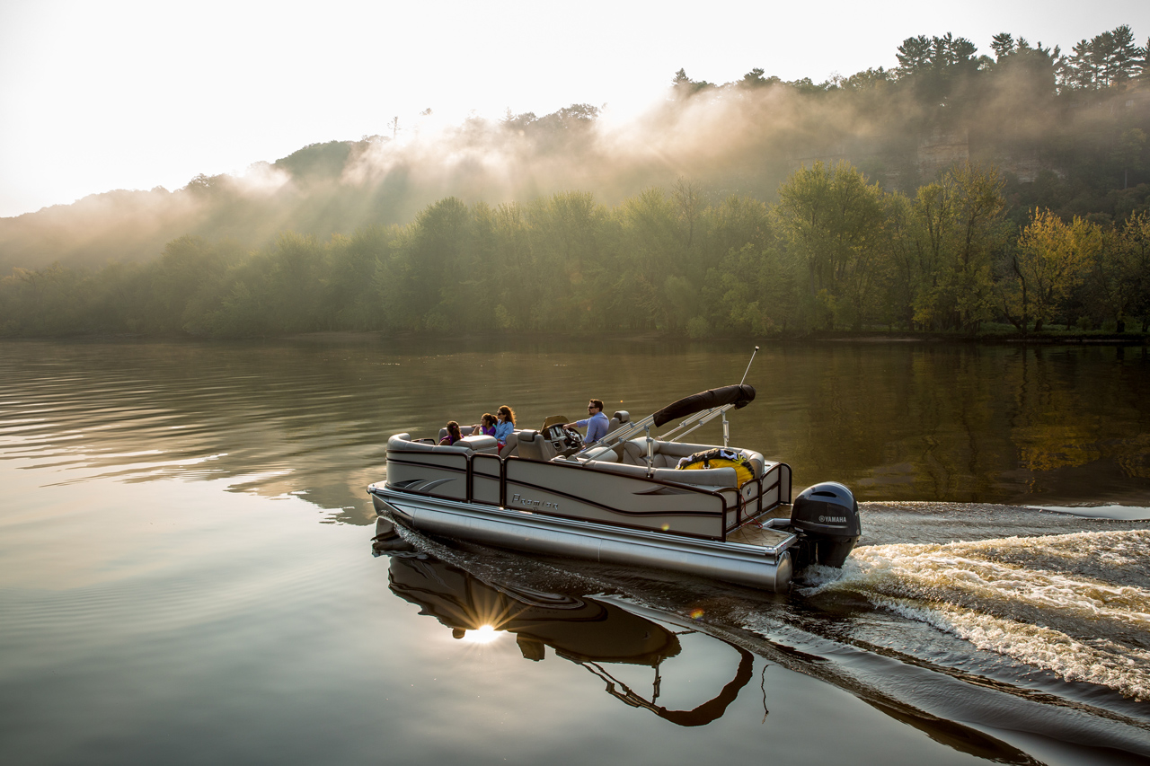 Premier Pontoons Solaris RF: Prices, Specs, Reviews and Sales ...