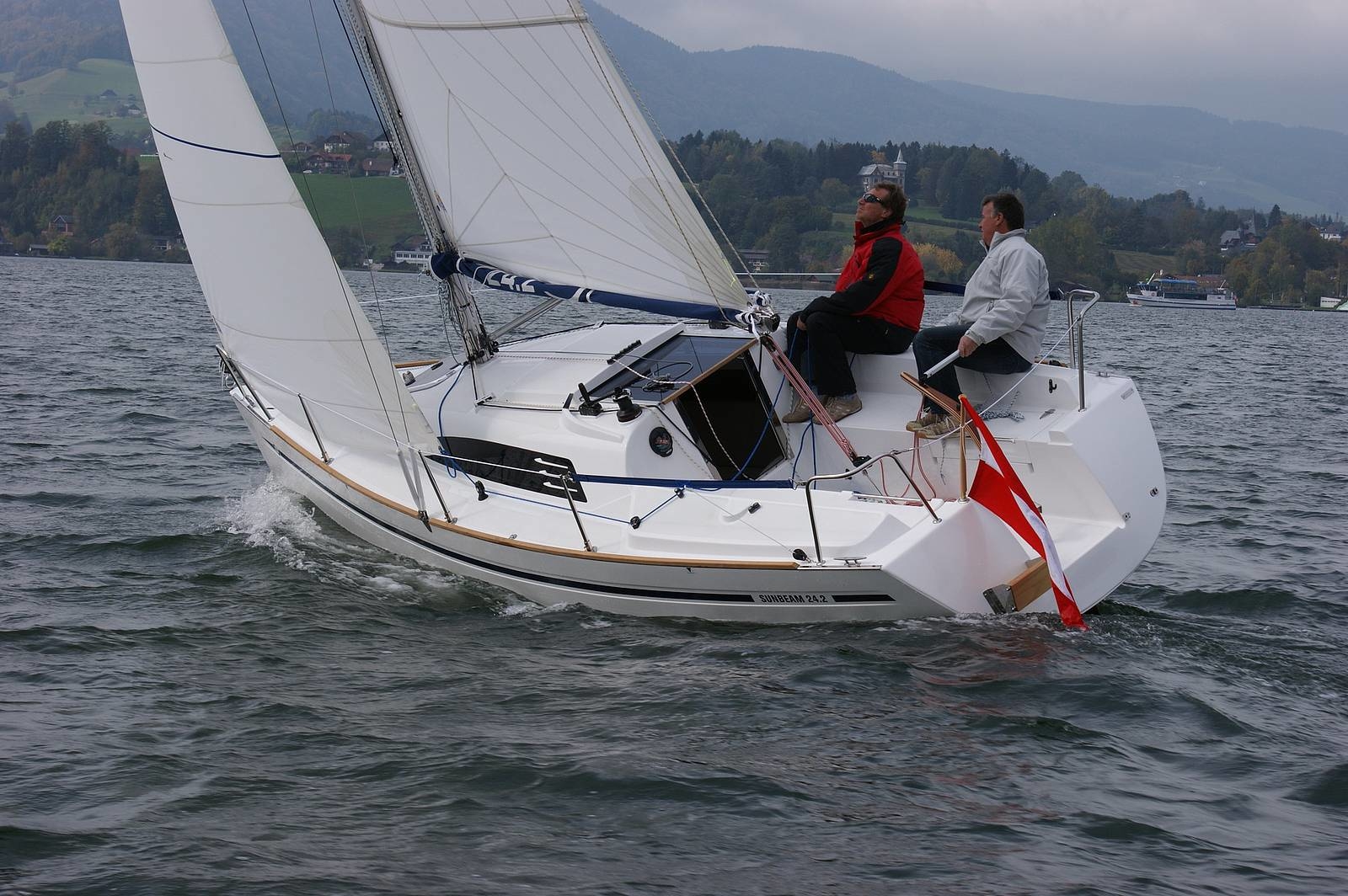 Sunbeam Yachts 24.2: Prices, Specs, Reviews and Sales Information - itBoat