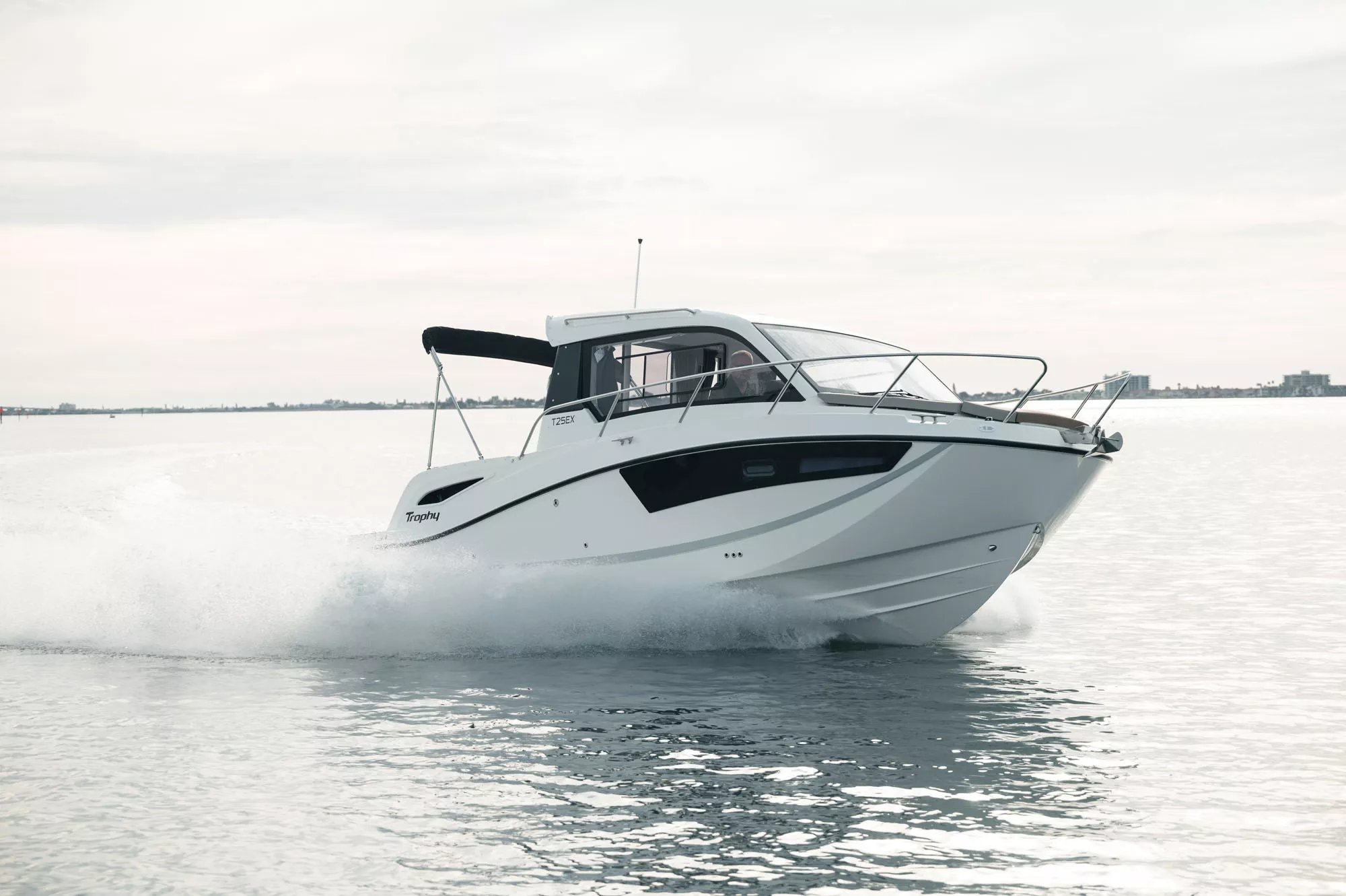 Bayliner T25 Explorer: Prices, Specs, Reviews and Sales Information ...