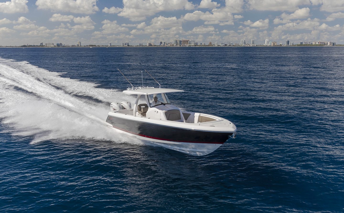 Intrepid 345 Nomad SE: Prices, Specs, Reviews and Sales Information ...