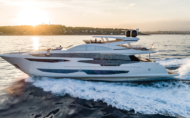 Pearl 82: Prices, Specs, Reviews and Sales Information - itBoat