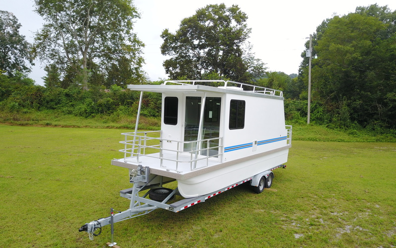 Catamaran Cruisers Lil' Hobo: Prices, Specs, Reviews and Sales ...
