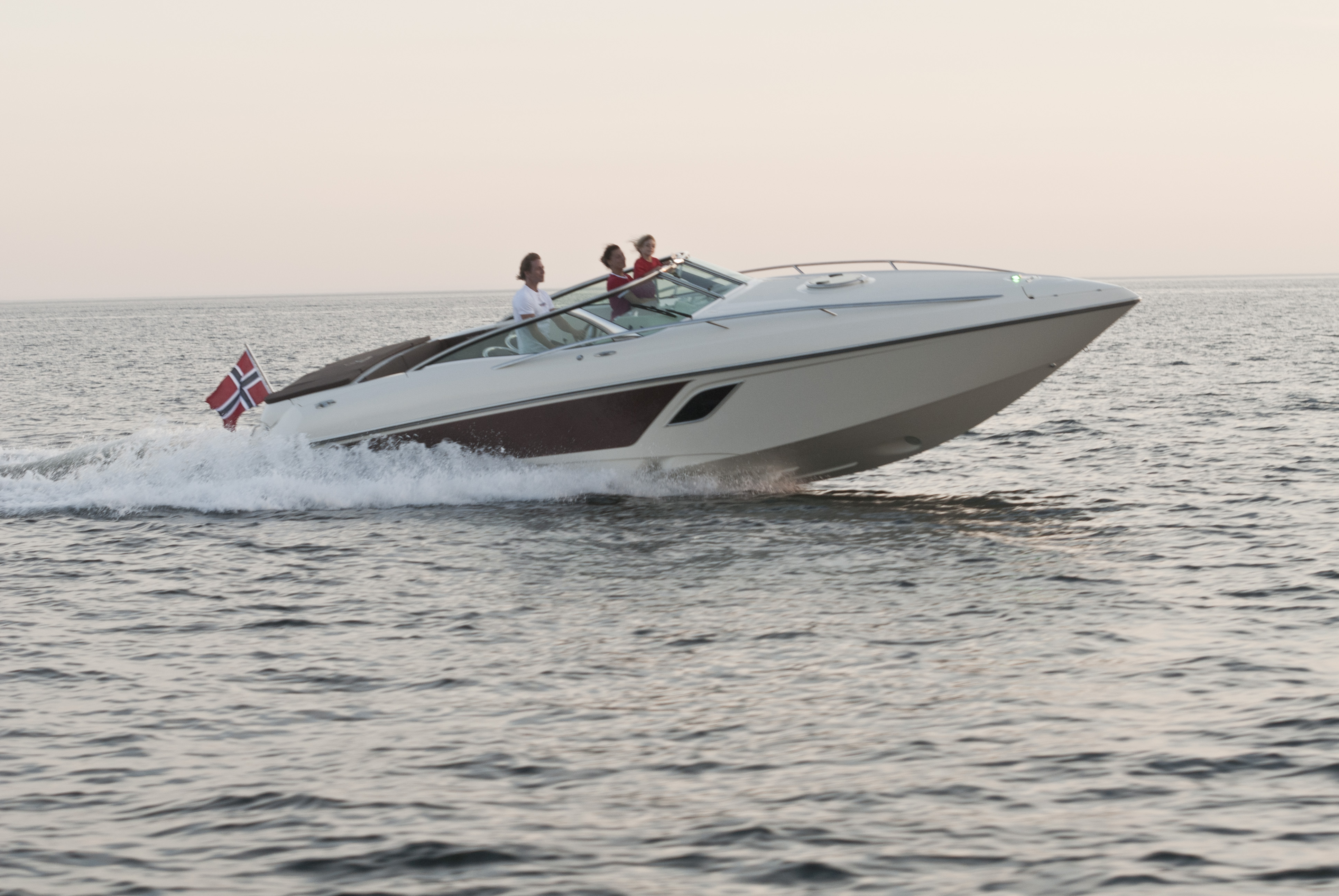 Hydrolift C-27: Prices, Specs, Reviews and Sales Information - itBoat