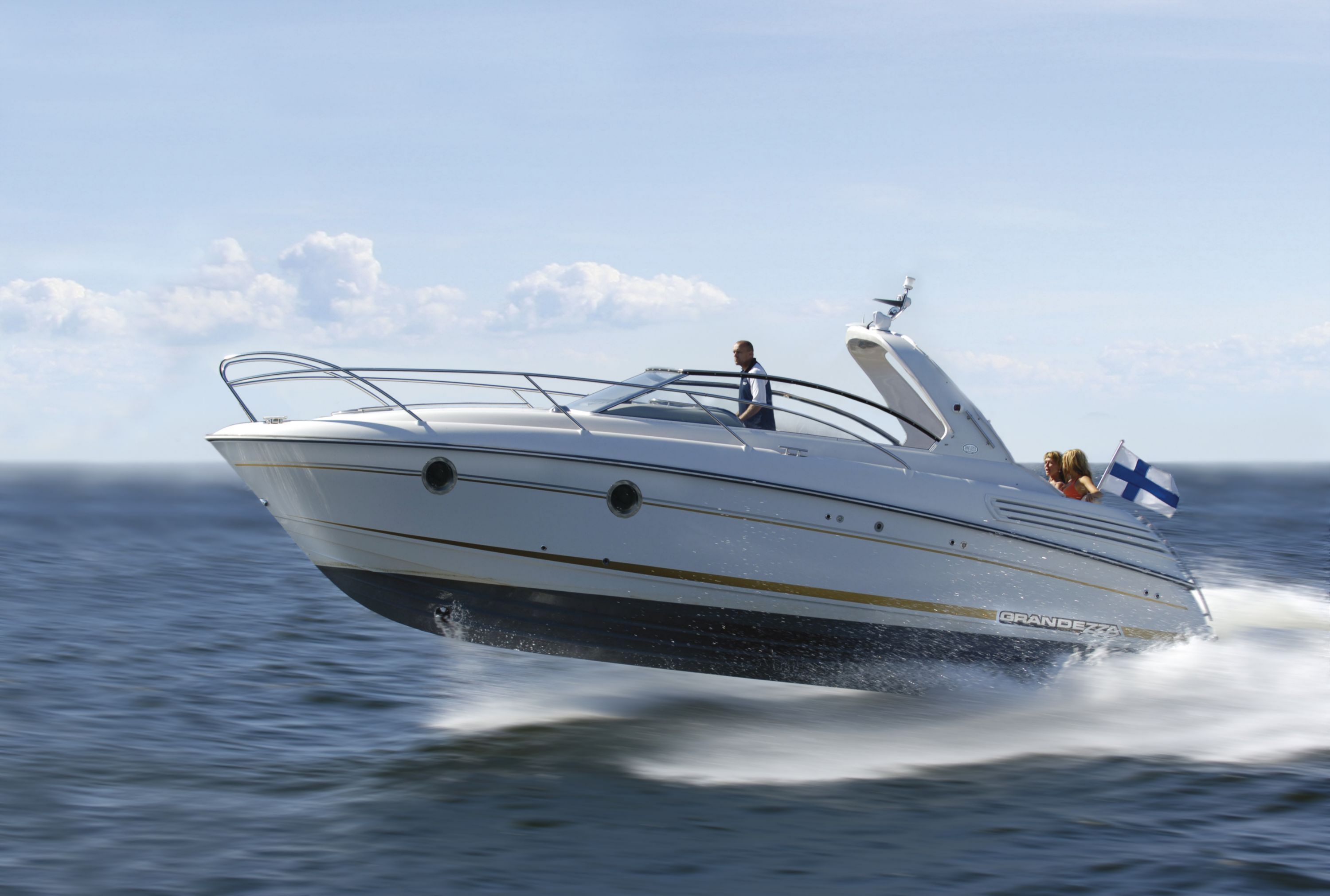 Grandezza 31 DC: Prices, Specs, Reviews and Sales Information - itBoat