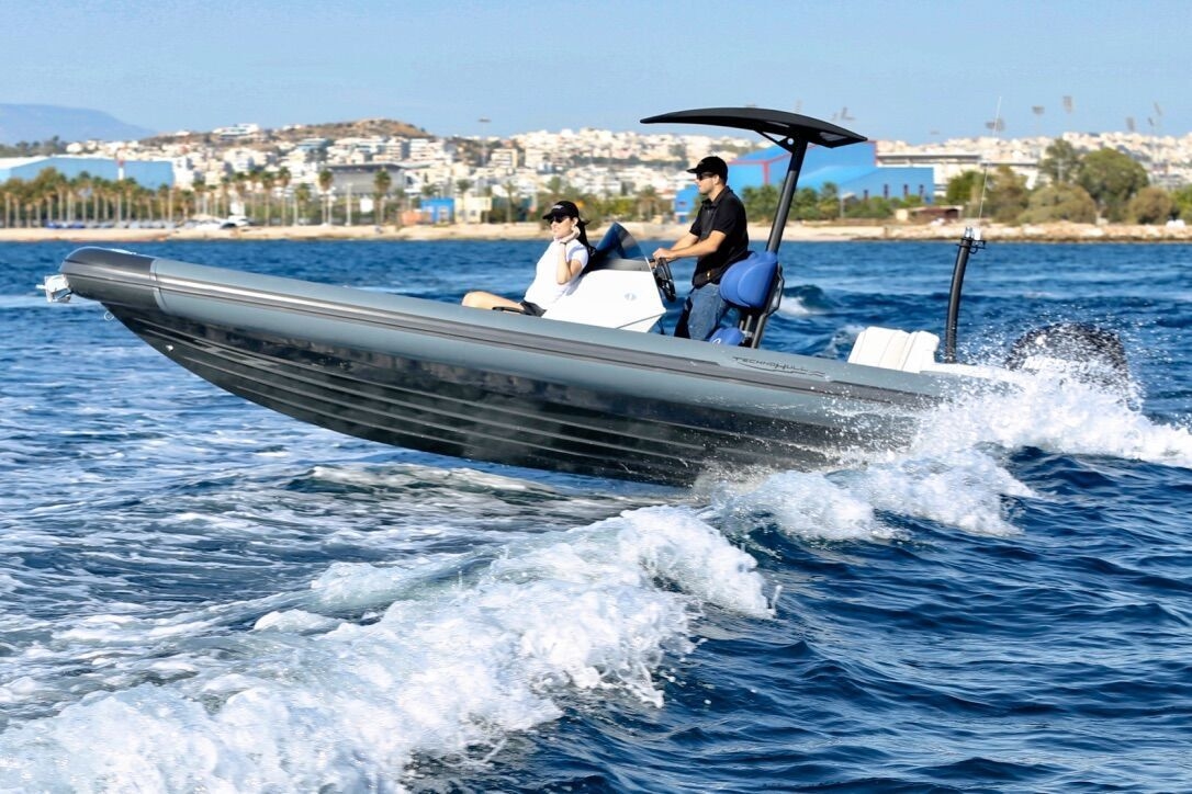 Technohull T688: Prices, Specs, Reviews and Sales Information - itBoat