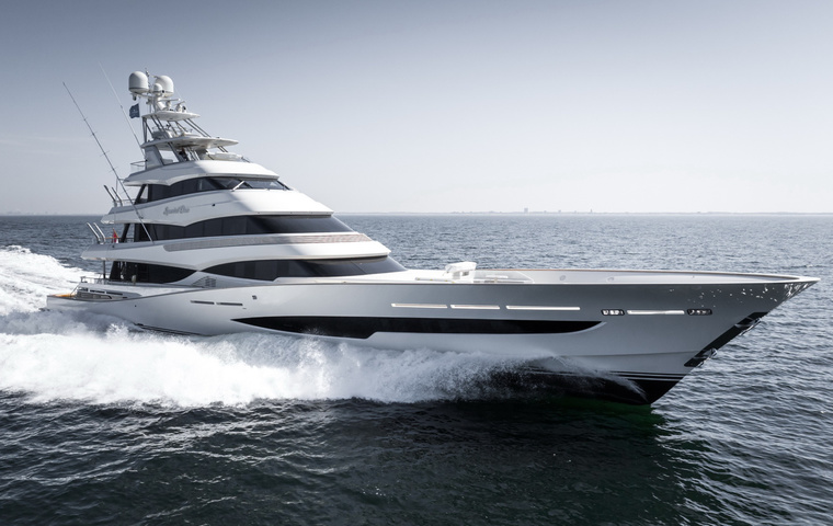 Perini Navi Bayesian Superyacht: Features, Photos & Specifications - itBoat