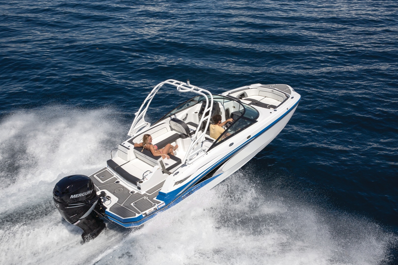Monterey M-45: Prices, Specs, Reviews and Sales Information - itBoat