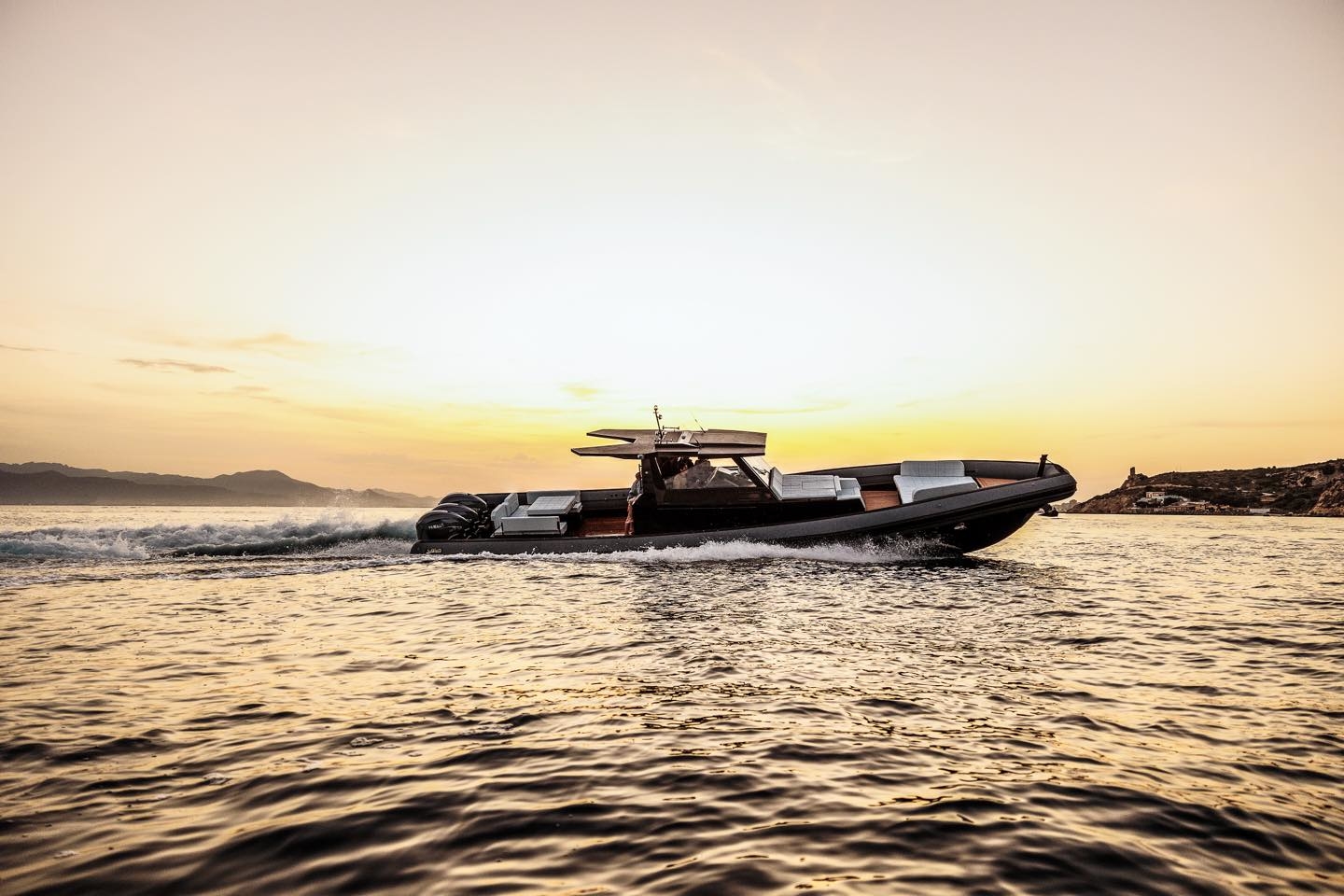 SeaWater Phantom 500: Prices, Specs, Reviews and Sales Information - itBoat