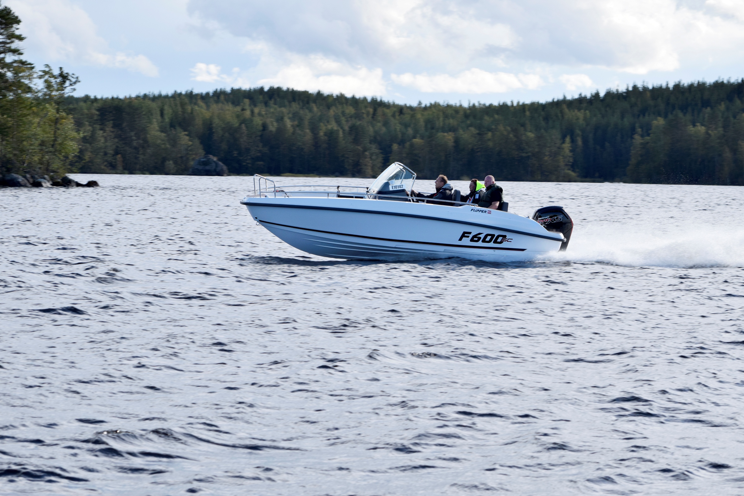 Flipper 600 SC: Prices, Specs, Reviews and Sales Information - itBoat