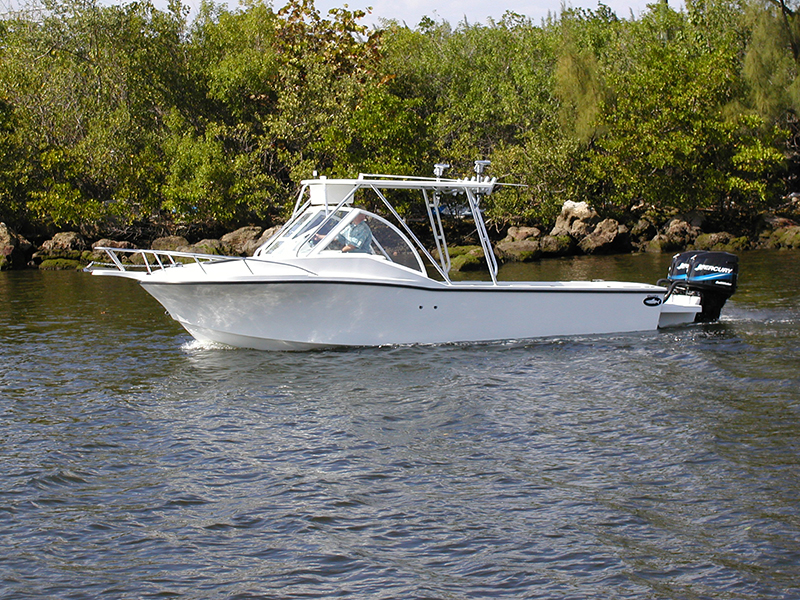 Dusky 252 Cuddy Side Steering: Prices, Specs, Reviews and Sales ...