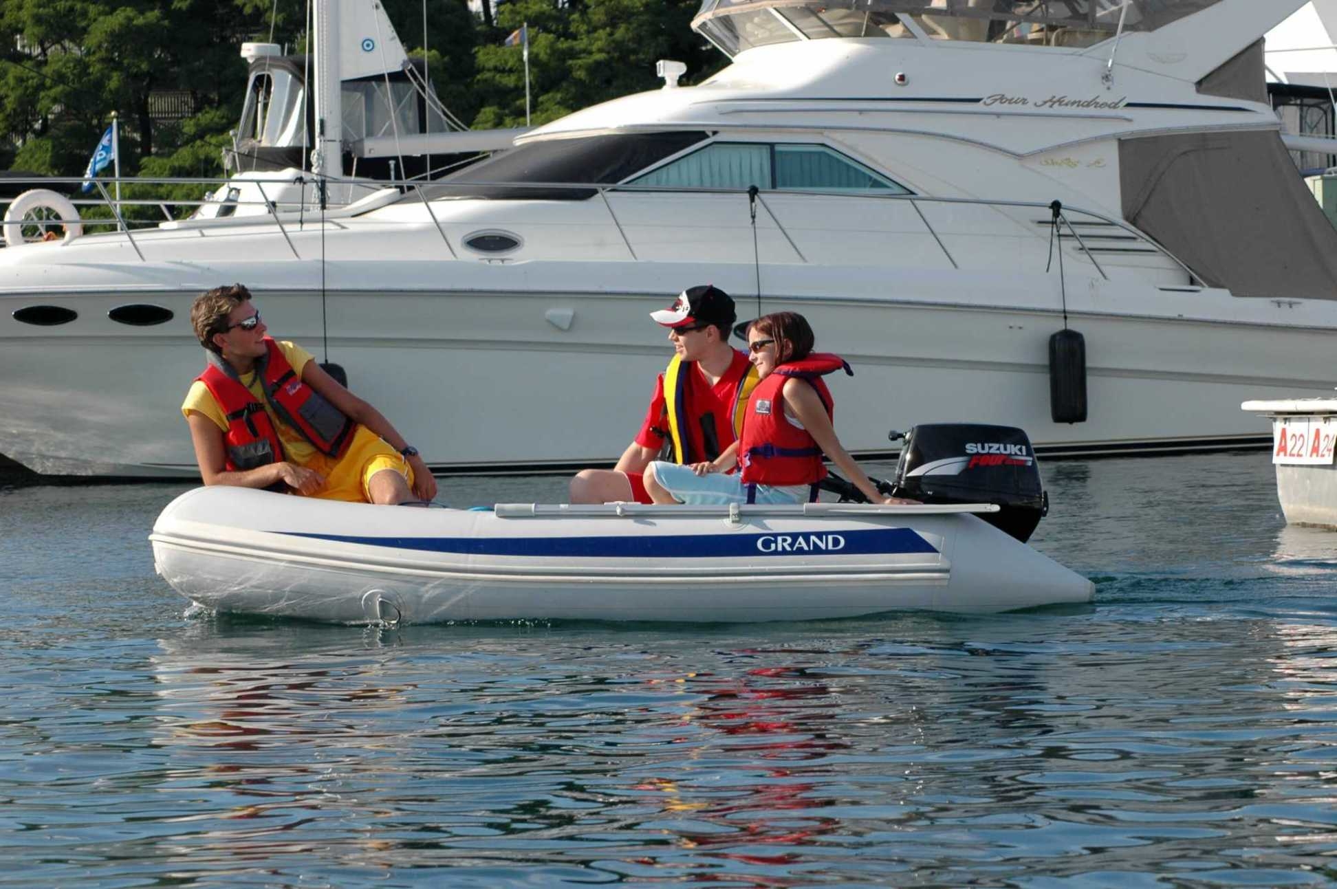 Grand S330: Prices, Specs, Reviews and Sales Information - itBoat