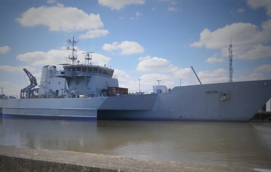 Ocean Independence sells British warship for conversion into megayacht ...