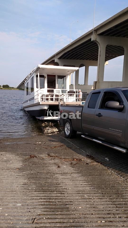 Catamaran Cruisers Lil' Hobo: Prices, Specs, Reviews and Sales ...