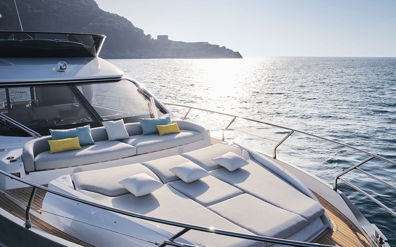 Azimut Atlantis 45: Prices, Specs, Reviews and Sales Information - itBoat