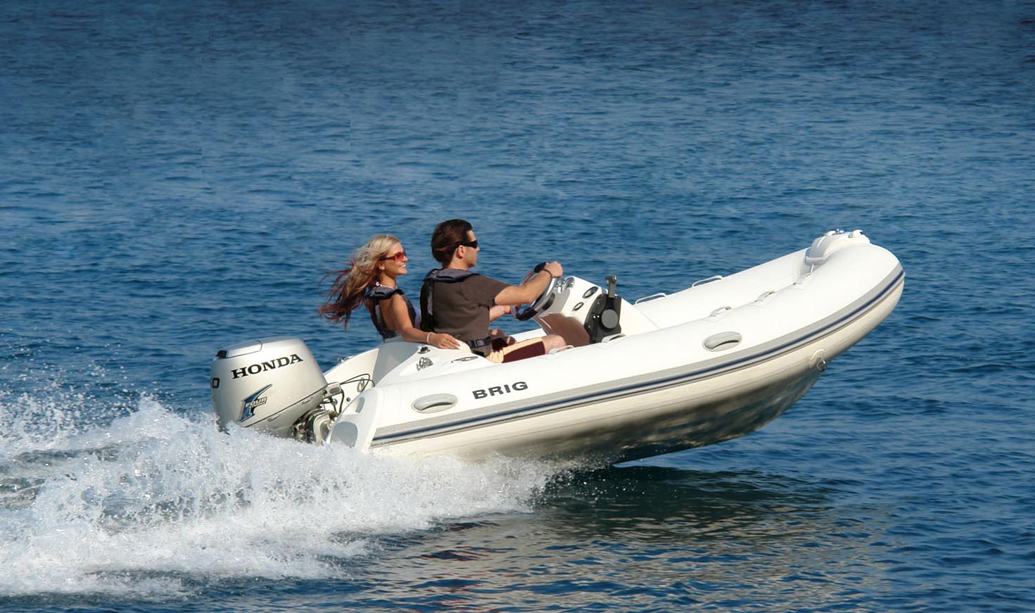 Brig Eagle 380: Prices, Specs, Reviews and Sales Information - itBoat