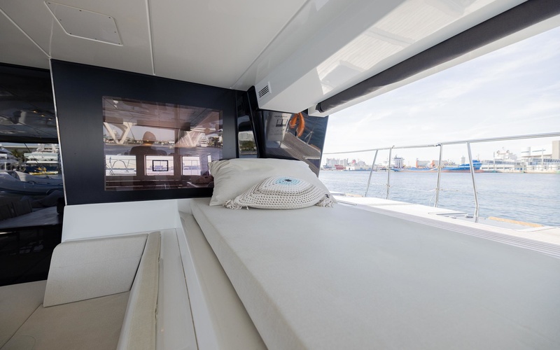 Contender 28T: Prices, Specs, Reviews and Sales Information - itBoat