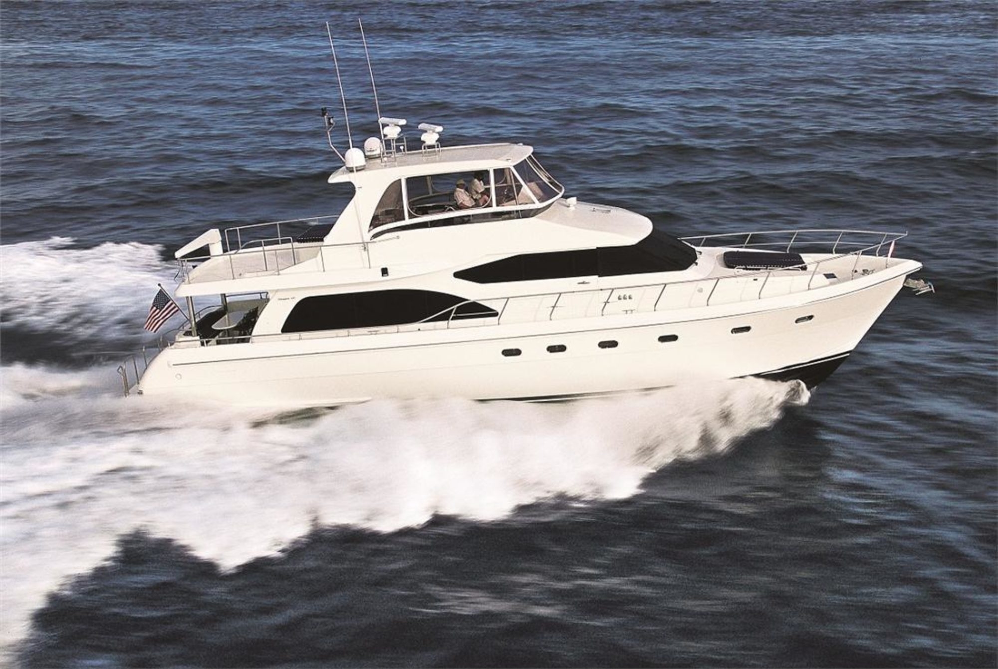 Hampton 700: Prices, Specs, Reviews and Sales Information - itBoat