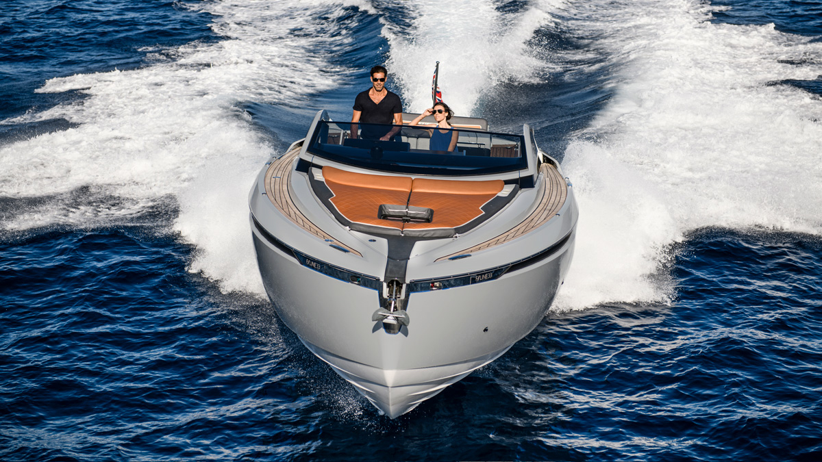 For Sale: Fairline F-Line 33 (2020) motor yacht - itBoat