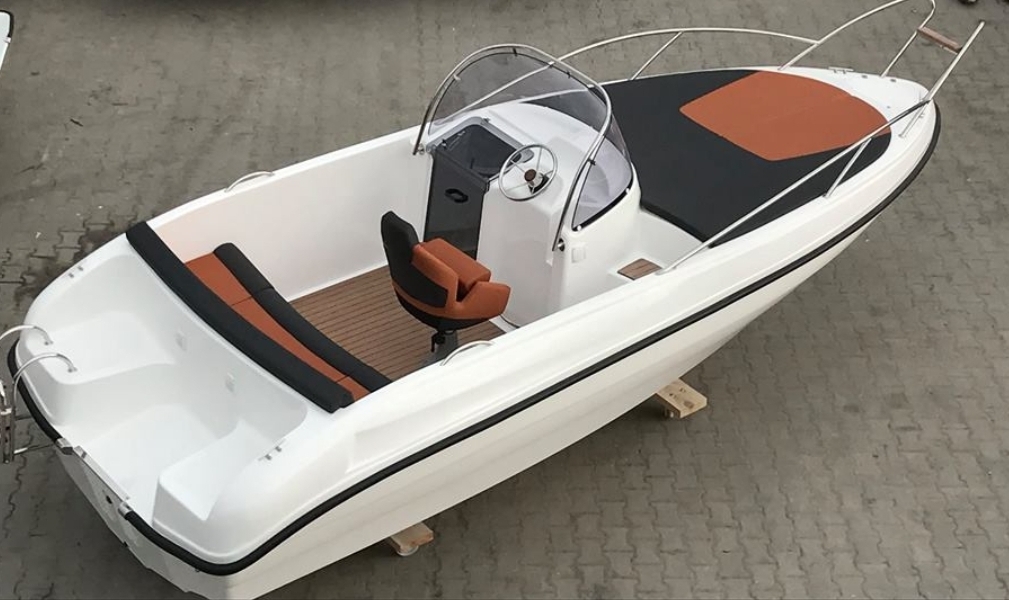 Manara 565 Walkaround: Prices, Specs, Reviews and Sales Information ...