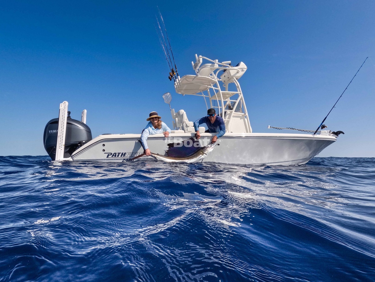 Pathfinder 2400 Open: Prices, Specs, Reviews and Sales Information - itBoat