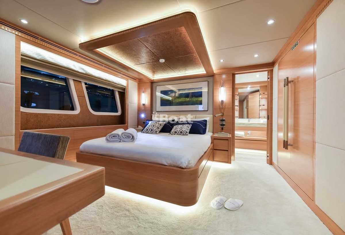 For Sale: Majesty 135 (2015) motor yacht - itBoat