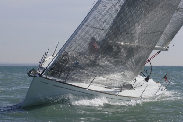 Comar Comet 35s: Prices, Specs, Reviews and Sales Information - itBoat