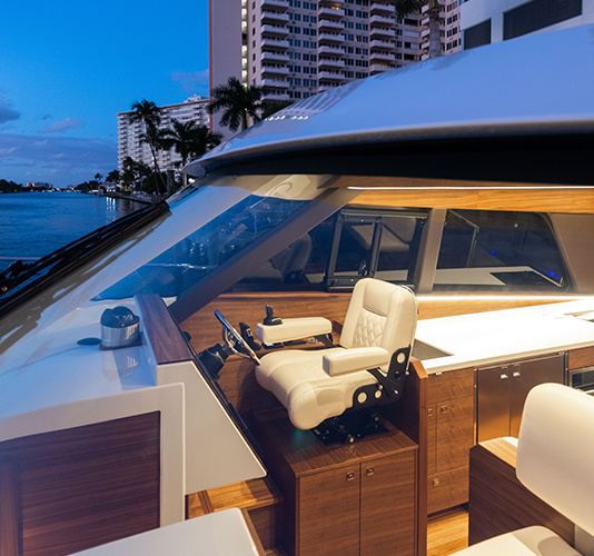 Silverton 50 Convertible: Prices, Specs, Reviews and Sales Information ...