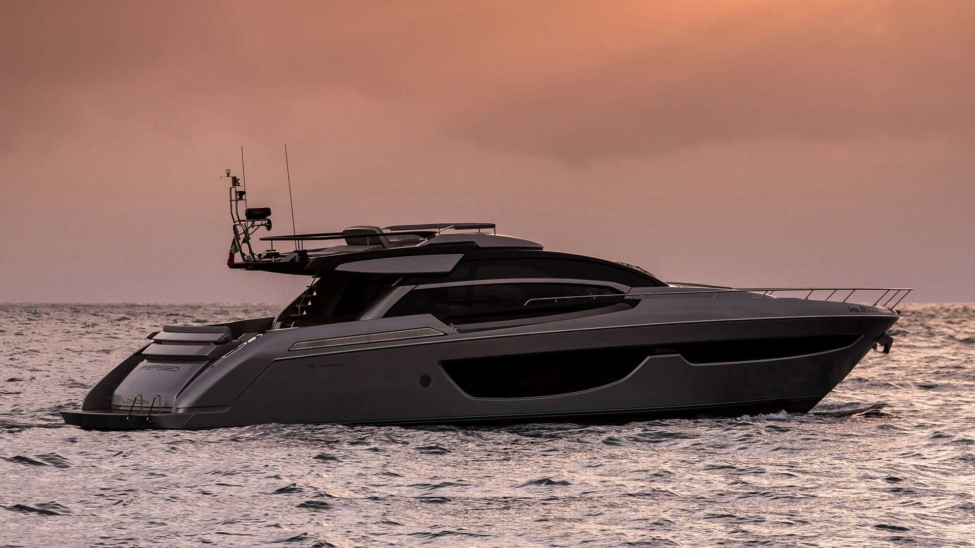 Riva 76' Perseo: Prices, Specs, Reviews and Sales Information - itBoat