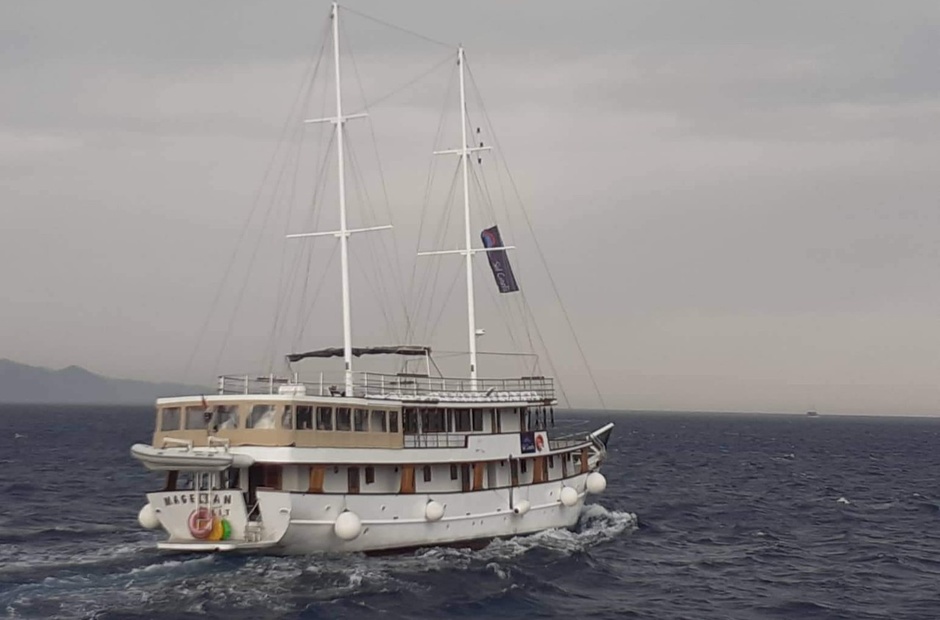 Custom Boats Magellan Superyacht: Features, Photos & Specifications ...