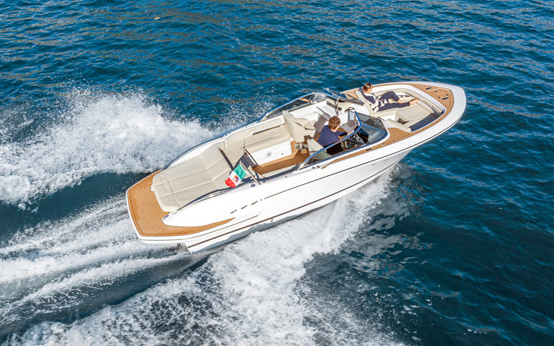 Larson Escape 204: Prices, Specs, Reviews and Sales Information - itBoat