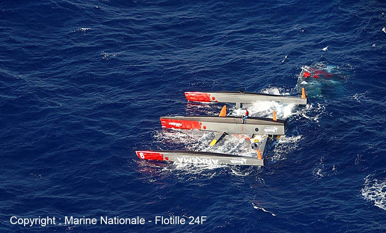 Centerboard up - photo of the day from itBoat magazine