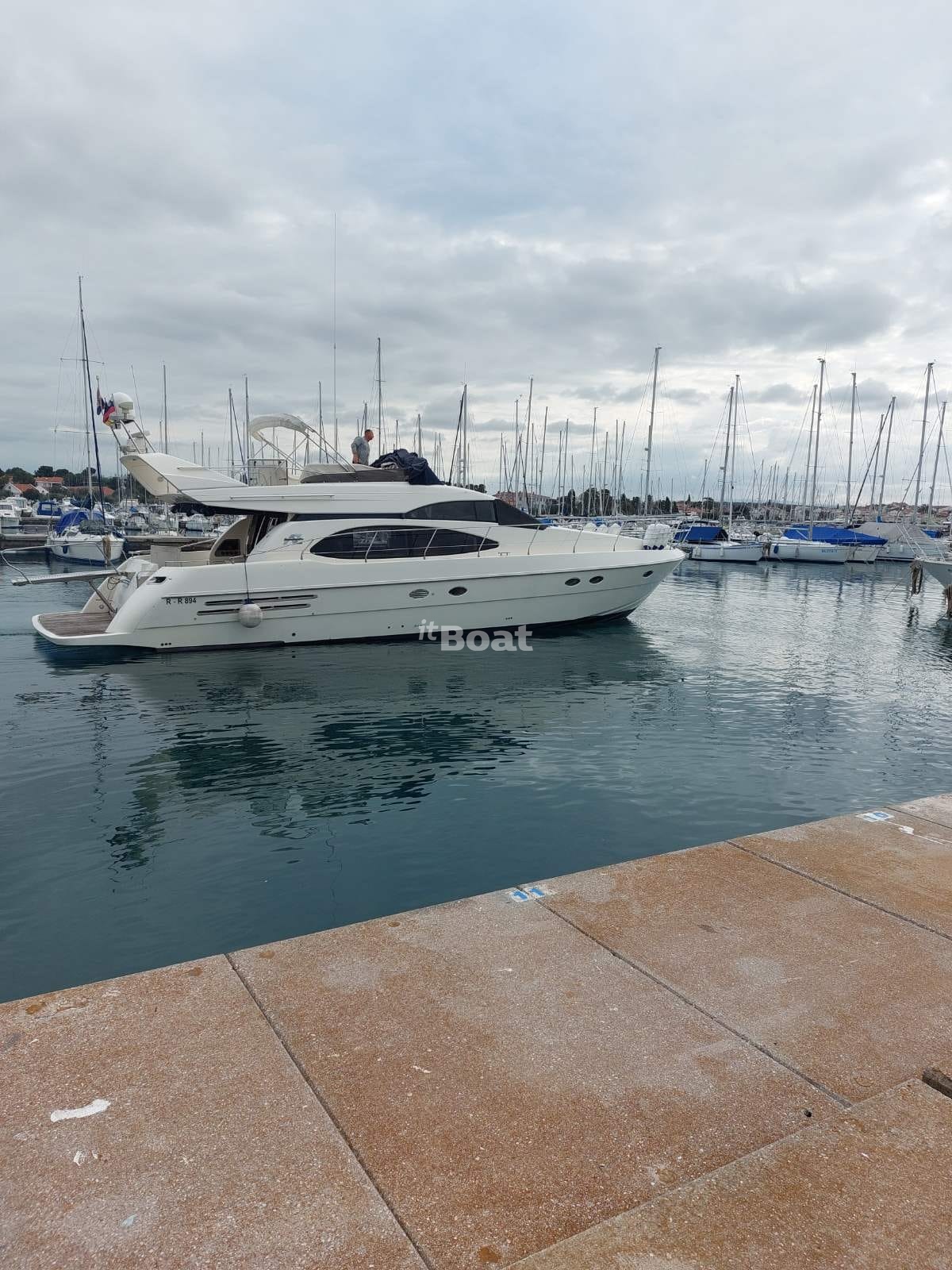 For Sale: Azimut 58 (1998) motor yacht - itBoat