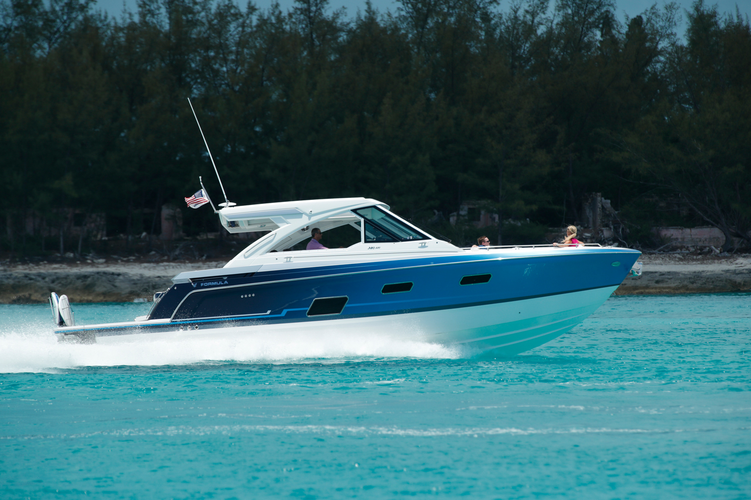 Formula 380 Super Sport Crossover: Prices, Specs, Reviews and Sales ...