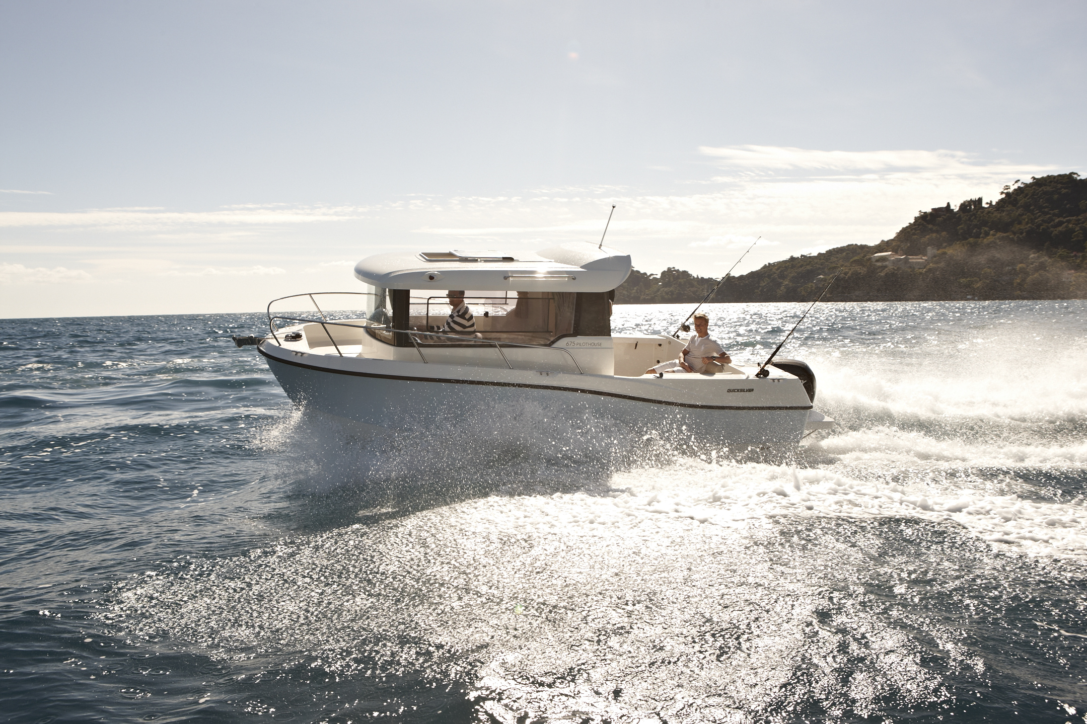 Quicksilver 675 Pilothouse: Prices, Specs, Reviews and Sales ...