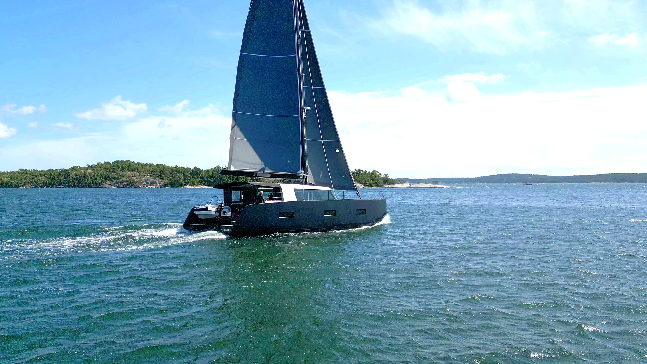 Vaan R5: Prices, Specs, Reviews and Sales Information - itBoat