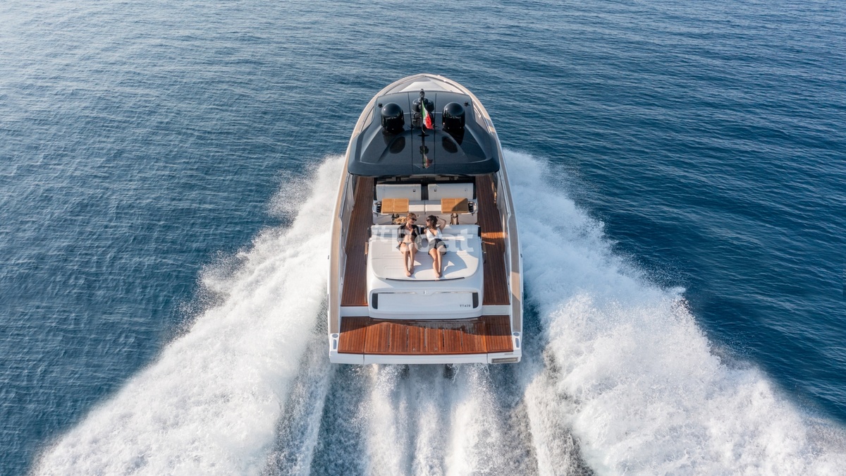 Invictus TT420: Prices, Specs, Reviews and Sales Information - itBoat