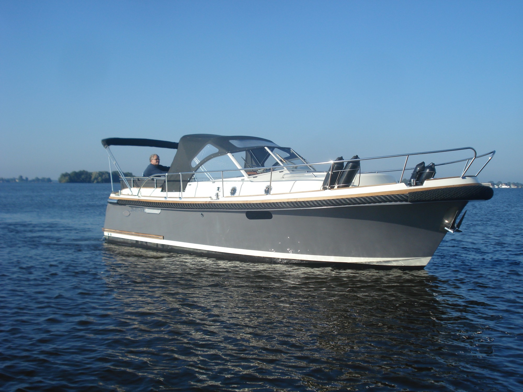 Interboat Intercruiser 29: Prices, Specs, Reviews and Sales Information ...